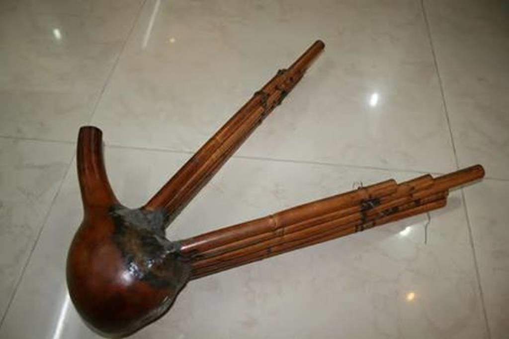 Musical Instruments | www.hrangkhol.in